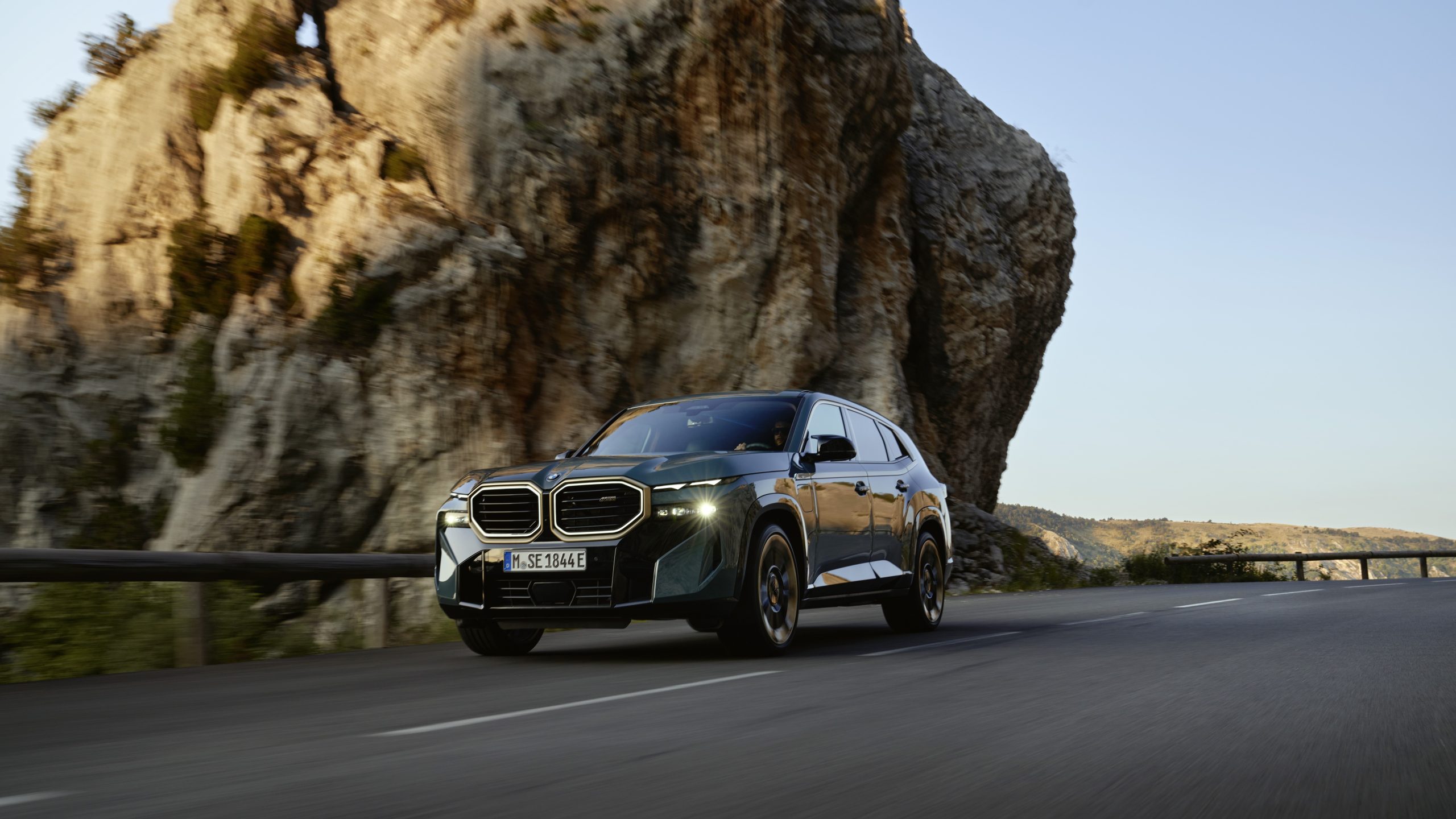 BMW X5 Laser Lights vs LED: The Ultimate Showdown
