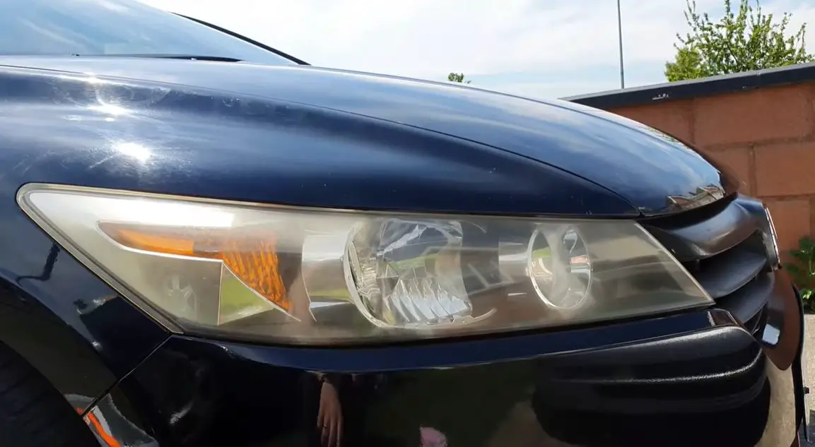 How to Clean the Inside of a Sealed Headlight