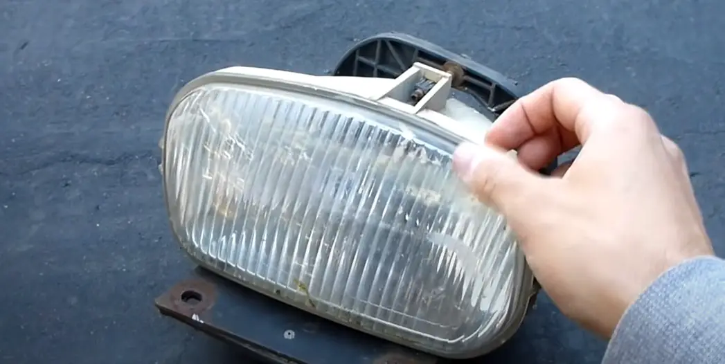 How Often Should You Change Your Headlights | A Comprehensive Headlight ...